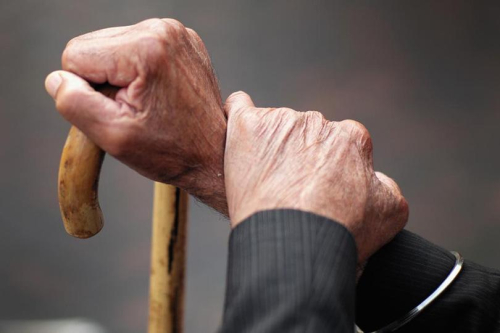 مالية 2026.. آخر أمل المتقاعدين في الحكومة لرفع ربع قرن من تجميد المعاشات